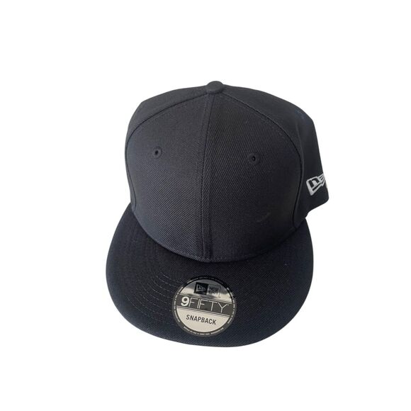 New Era | Accessories | New Era 9fifty Snapback Hat Black Blank Flat ...